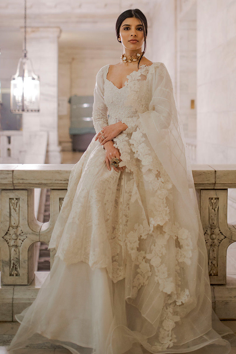 White Rohma | ZAINAB SALMAN